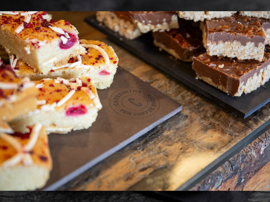 Cake Display Boards | Cakesmiths