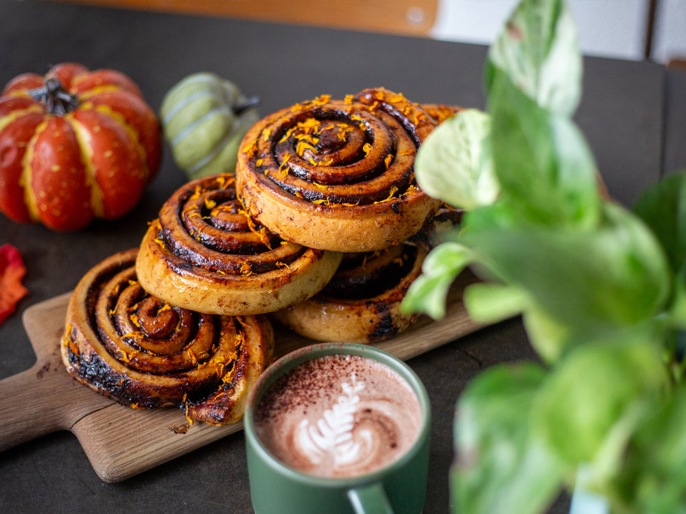 Wholesale Sticky Chocolate Orange Buns | Cakesmiths Autumn Collection