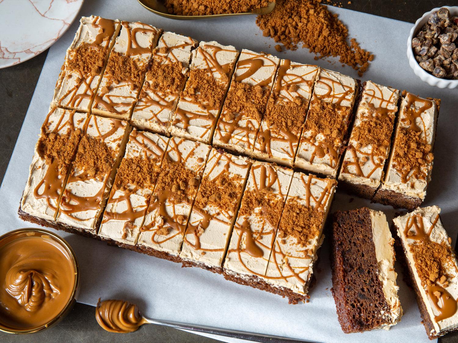 Wholesale Vegan Sticky Toffee with Biscoff® Spread Traycake | Cakesmiths