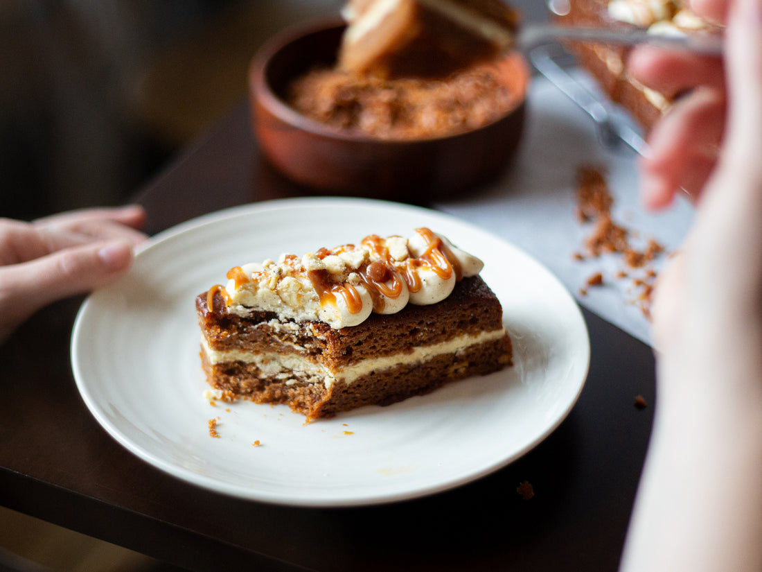 Wholesale Sticky Toffee Cake – Custard Buttercream | Cakesmiths